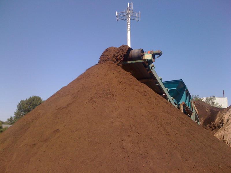 SANDY TOPSOIL – MARINA LANDSCAPE SUPPLIES